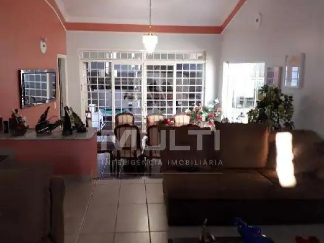 Casa / Sobrado para Venda em Uberlândia/MG Morada da Colina 3 Quartos