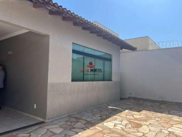 Casa / Sobrado para Venda em Uberlândia/MG Morada da Colina 3 Quartos