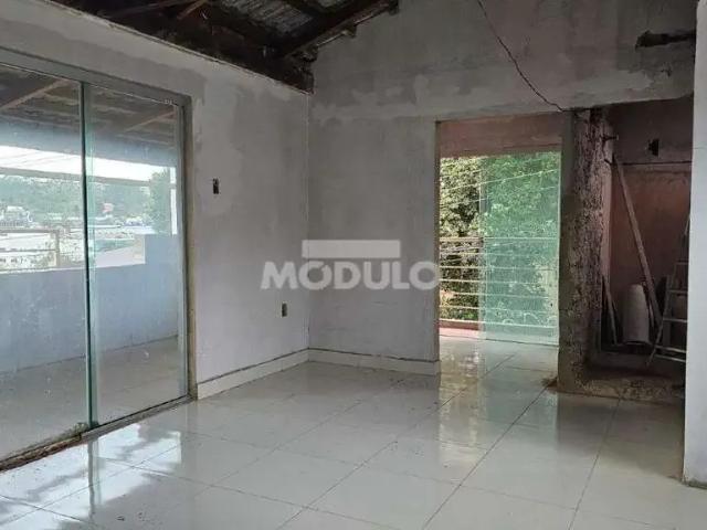 Casa / Sobrado para Venda em Uberlândia/MG Morada da Colina 3 Quartos