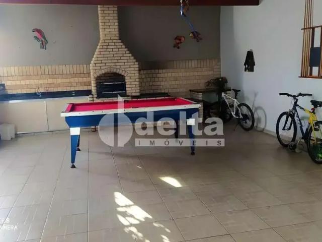 Casa / Sobrado para Venda em Uberlândia/MG Morada da Colina 3 Quartos