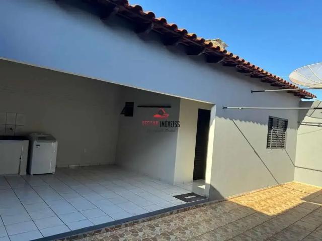 Casa / Sobrado para Venda em Uberlândia/MG Morumbi 5 Quartos