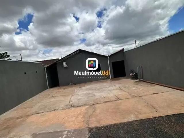 Casa / Sobrado para Venda em Uberlândia/MG Morumbi 2 Quartos