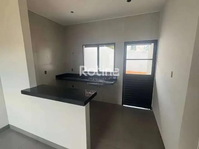Casa / Sobrado para Venda em Uberlândia/MG Morumbi 3 Quartos