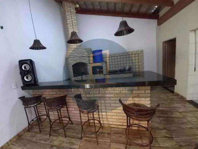 Casa / Sobrado para Venda em Uberlândia/MG Mansour 5 Quartos