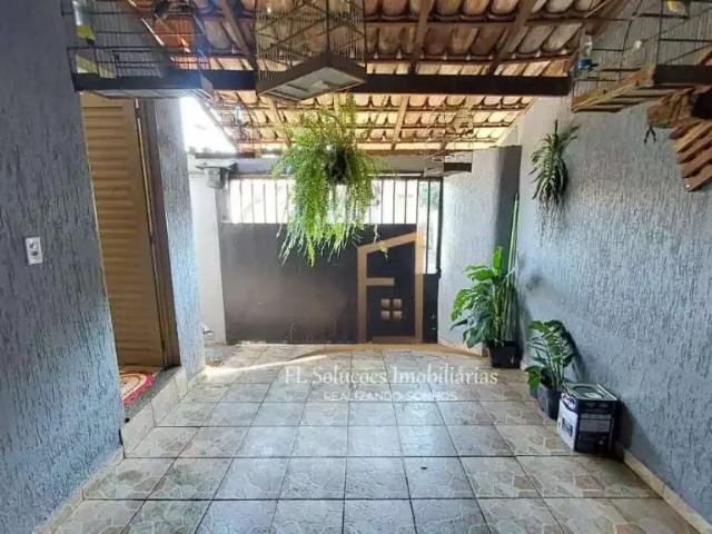 Casa / Sobrado para Venda em Uberlândia/MG Mansour 2 Quartos