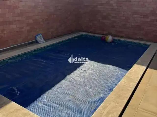 Casa / Sobrado para Venda em Uberlândia/MG Mansour 3 Quartos