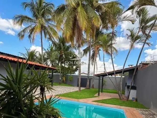 Casa / Sobrado para Venda em Uberlândia/MG Maravilha 4 Quartos