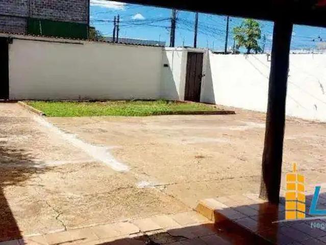 Casa / Sobrado para Venda em Uberlândia/MG Marta Helena 3 Quartos