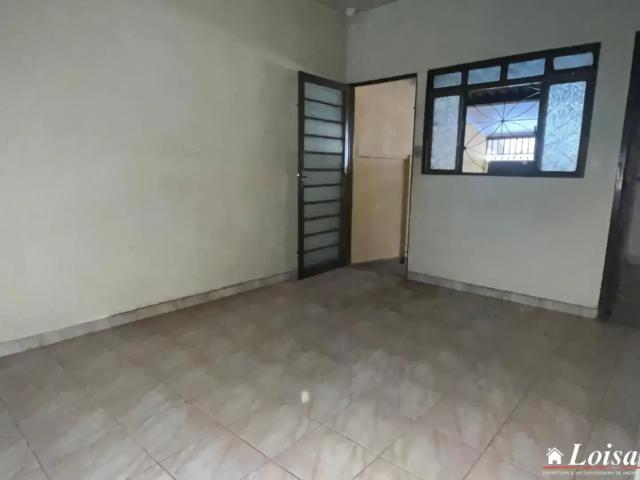 Casa / Sobrado para Venda em Uberlândia/MG Marta Helena 3 Quartos