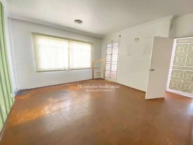 Casa / Sobrado para Venda em Uberlândia/MG Martins 4 Quartos