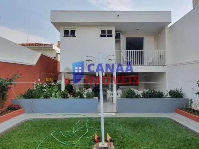 Casa / Sobrado para Venda em Uberlândia/MG Martins 3 Quartos