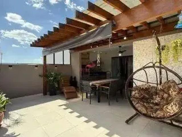 Casa / Sobrado para Venda em Uberlândia/MG Martins 3 Quartos