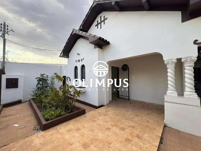 Casa / Sobrado para Venda em Uberlândia/MG Martins 3 Quartos