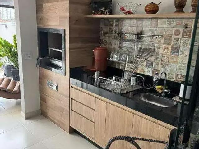 Casa / Sobrado para Venda em Uberlândia/MG Martins 3 Quartos