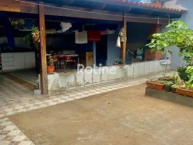 Casa / Sobrado para Venda em Uberlândia/MG Minas Gerais 3 Quartos