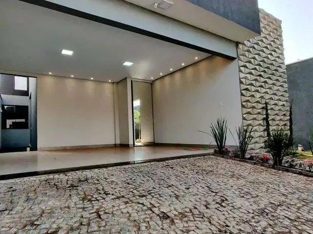 Casa / Sobrado para Venda em Uberlândia/MG Minas Gerais 3 Quartos
