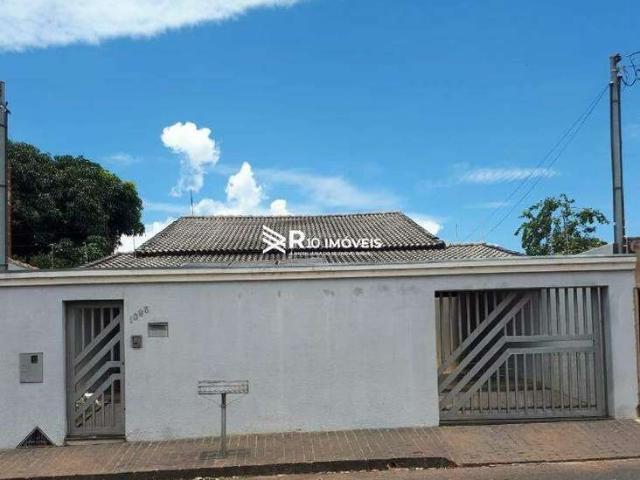 Casa / Sobrado para Venda em Uberlândia/MG Minas Gerais 3 Quartos