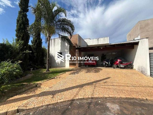 Casa / Sobrado para Venda em Uberlândia/MG Minas Gerais 3 Quartos