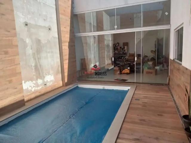Casa / Sobrado para Venda em Uberlândia/MG Minas Gerais 4 Quartos