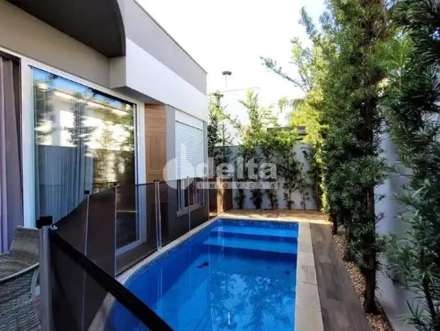 Casa / Sobrado para Venda em Uberlândia/MG Nova Uberlândia 3 Quartos