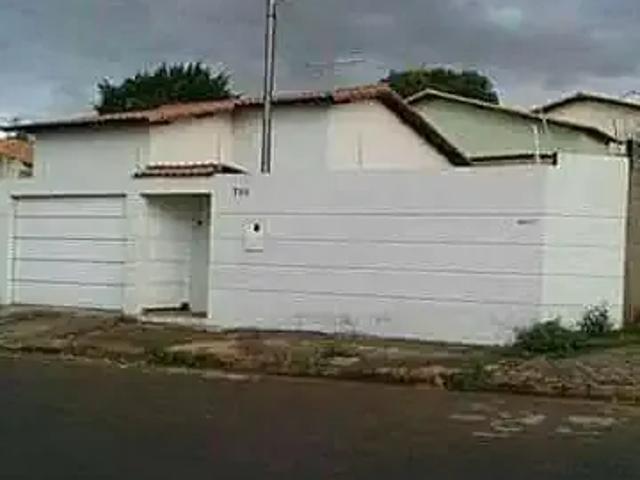 Casa / Sobrado para Venda em Uberlândia/MG Nova Uberlândia 3 Quartos