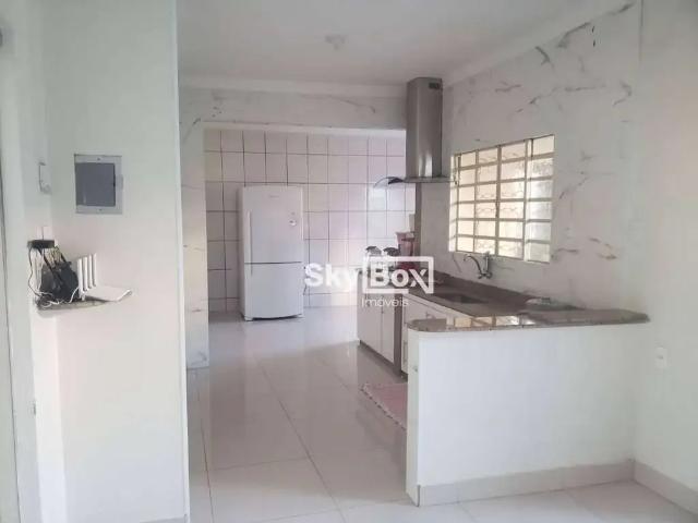 Casa / Sobrado para Venda em Uberlândia/MG Nova Uberlândia 4 Quartos