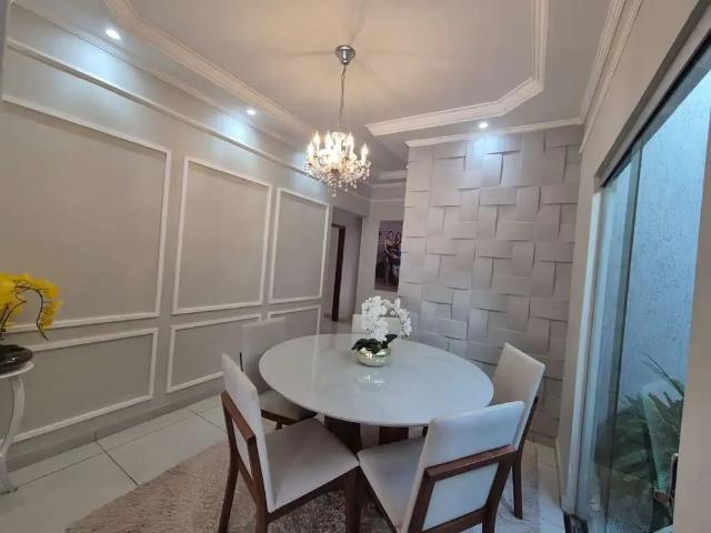 Casa / Sobrado para Venda em Uberlândia/MG Nova Uberlândia 4 Quartos