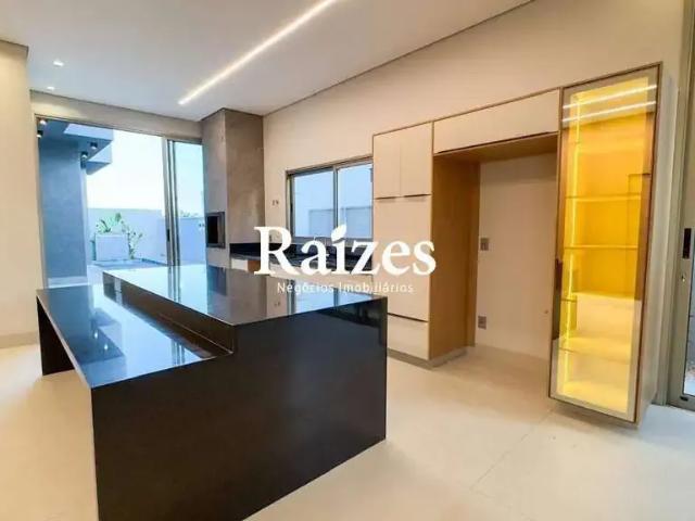 Casa / Sobrado para Venda em Uberlândia/MG Nova Uberlândia 4 Quartos