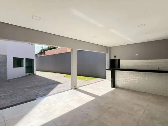 Casa / Sobrado para Venda em Uberlândia/MG Nova Uberlândia 5 Quartos
