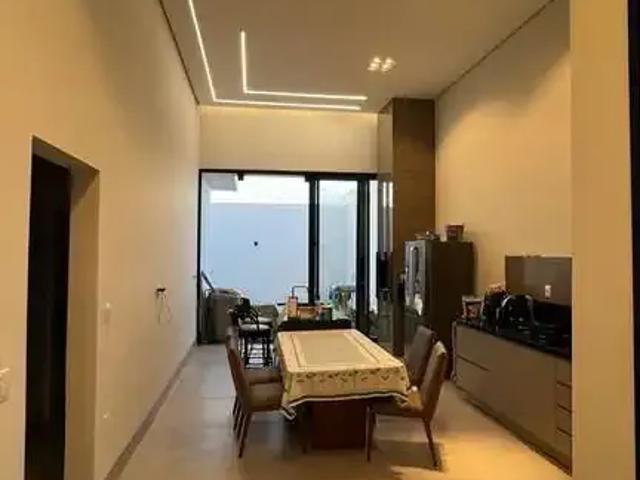 Casa / Sobrado para Venda em Uberlândia/MG Novo Mundo 4 Quartos