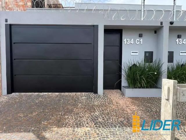 Casa / Sobrado para Venda em Uberlândia/MG Novo Mundo