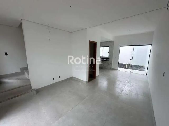 Casa / Sobrado para Venda em Uberlândia/MG Novo Mundo 2 Quartos
