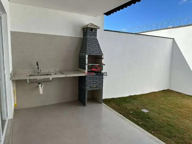 Casa / Sobrado para Venda em Uberlândia/MG Novo Mundo 2 Quartos