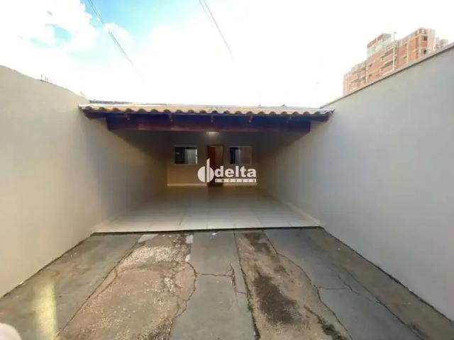 Casa / Sobrado para Venda em Uberlândia/MG Novo Mundo 2 Quartos