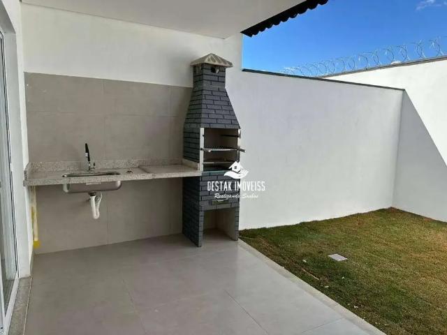 Casa / Sobrado para Venda em Uberlândia/MG Novo Mundo 2 Quartos