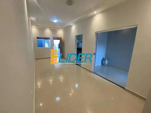 Casa / Sobrado para Venda em Uberlândia/MG Novo Mundo 2 Quartos