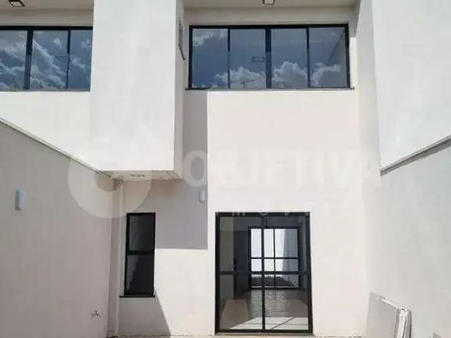 Casa / Sobrado para Venda em Uberlândia/MG Novo Mundo 2 Quartos