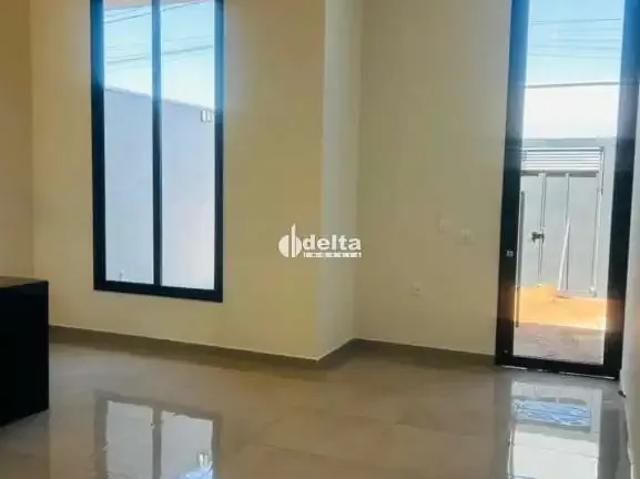 Casa / Sobrado para Venda em Uberlândia/MG Novo Mundo 2 Quartos