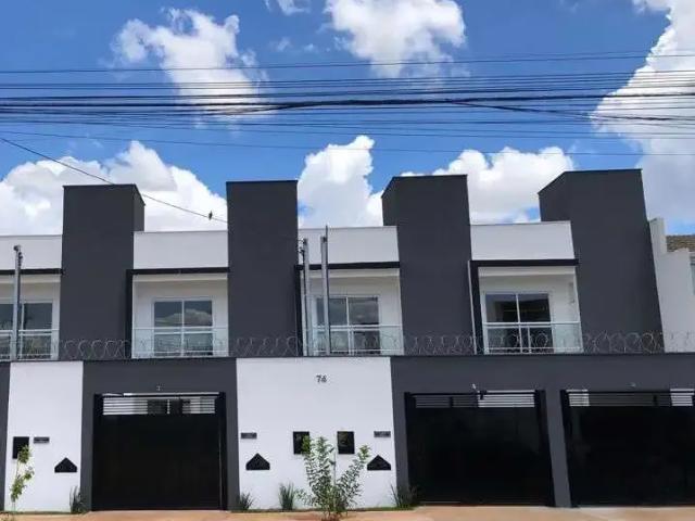 Casa / Sobrado para Venda em Uberlândia/MG Novo Mundo 2 Quartos