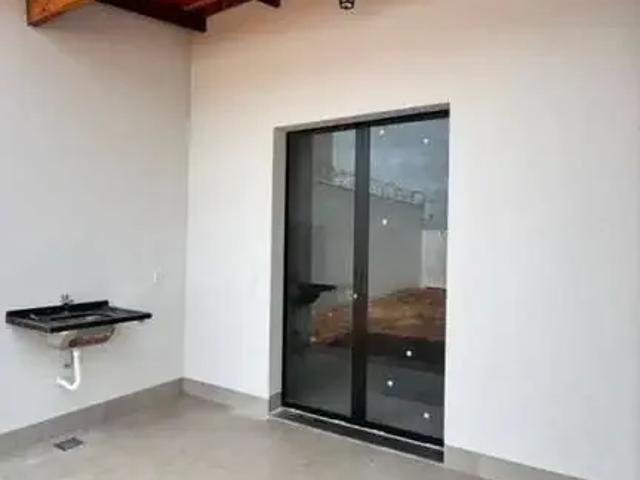 Casa / Sobrado para Venda em Uberlândia/MG Novo Mundo 2 Quartos