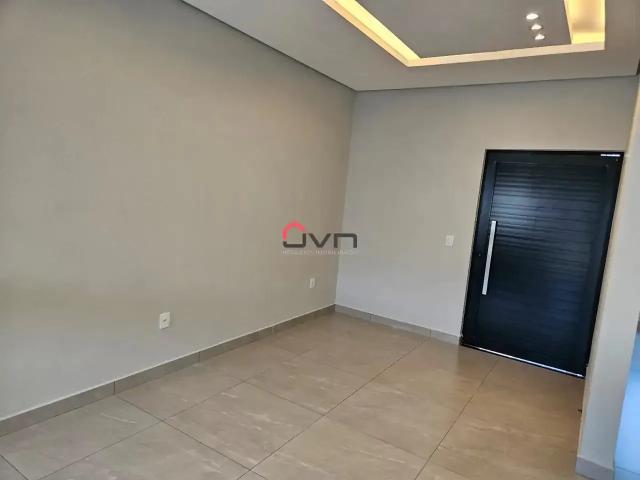 Casa / Sobrado para Venda em Uberlândia/MG Novo Mundo 2 Quartos