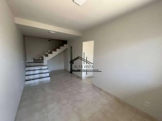 Casa / Sobrado para Venda em Uberlândia/MG Novo Mundo 2 Quartos