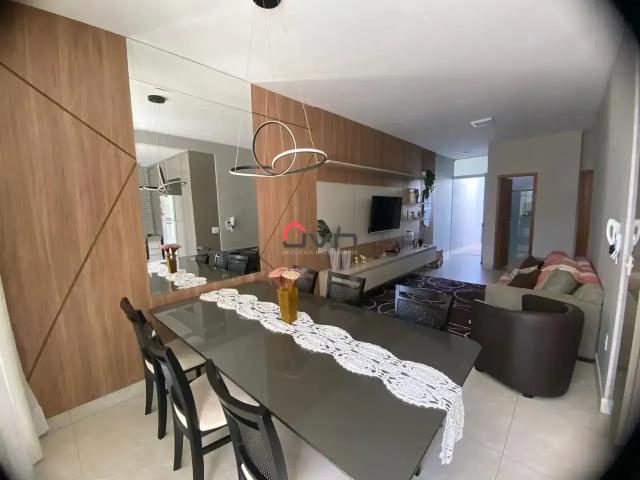 Casa / Sobrado para Venda em Uberlândia/MG Novo Mundo 2 Quartos