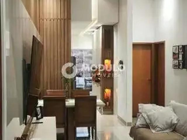 Casa / Sobrado para Venda em Uberlândia/MG Novo Mundo 2 Quartos