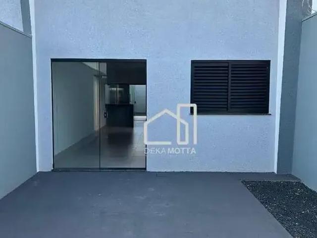 Casa / Sobrado para Venda em Uberlândia/MG Novo Mundo 3 Quartos