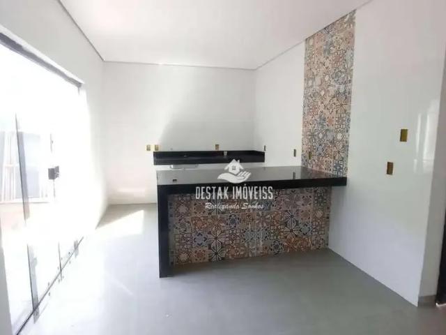 Casa / Sobrado para Venda em Uberlândia/MG Novo Mundo 3 Quartos