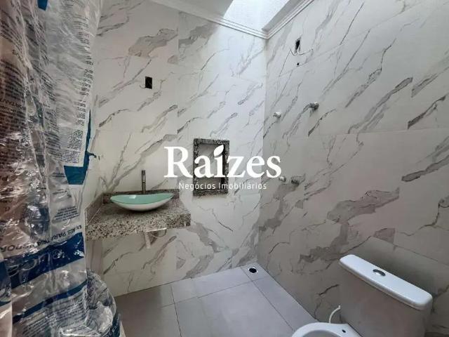 Casa / Sobrado para Venda em Uberlândia/MG Novo Mundo 3 Quartos