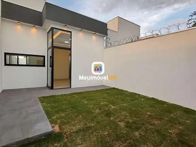 Casa / Sobrado para Venda em Uberlândia/MG Novo Mundo 3 Quartos