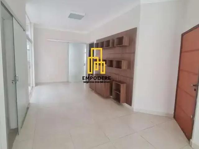 Casa / Sobrado para Venda em Uberlândia/MG Novo Mundo 3 Quartos