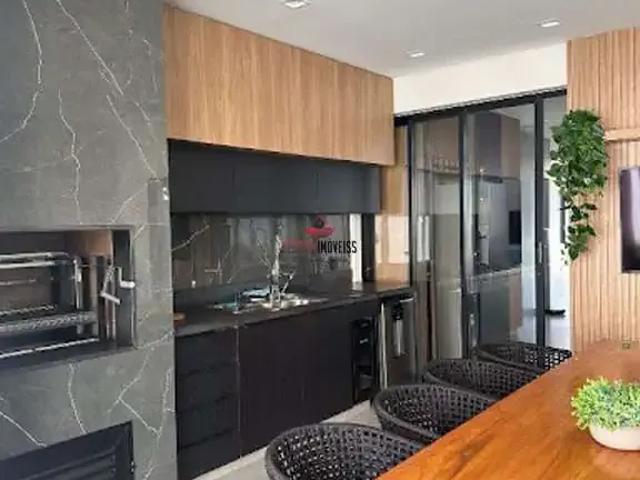 Casa / Sobrado para Venda em Uberlândia/MG Novo Mundo 3 Quartos